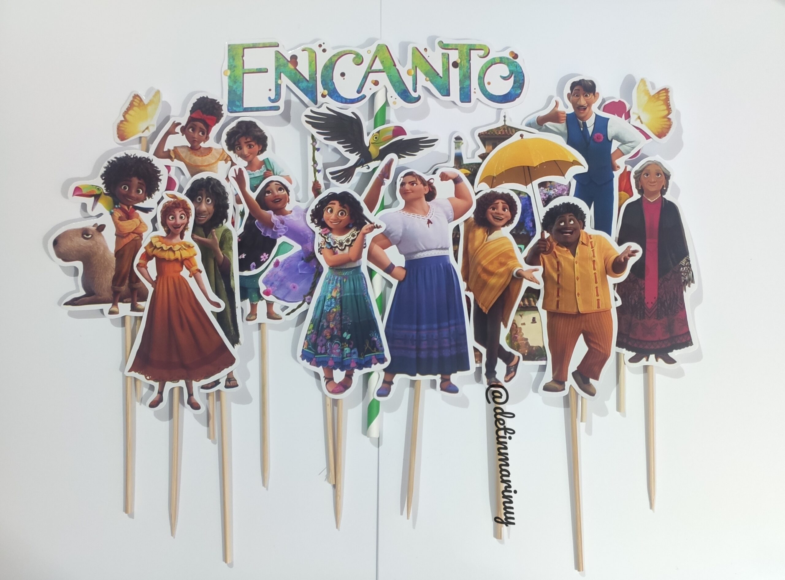 Topper de torta de Encanto con todos los personajes – De Tin Marin